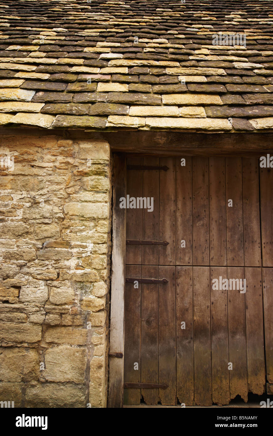 Wall of farm building hi-res stock photography and images - Alamy