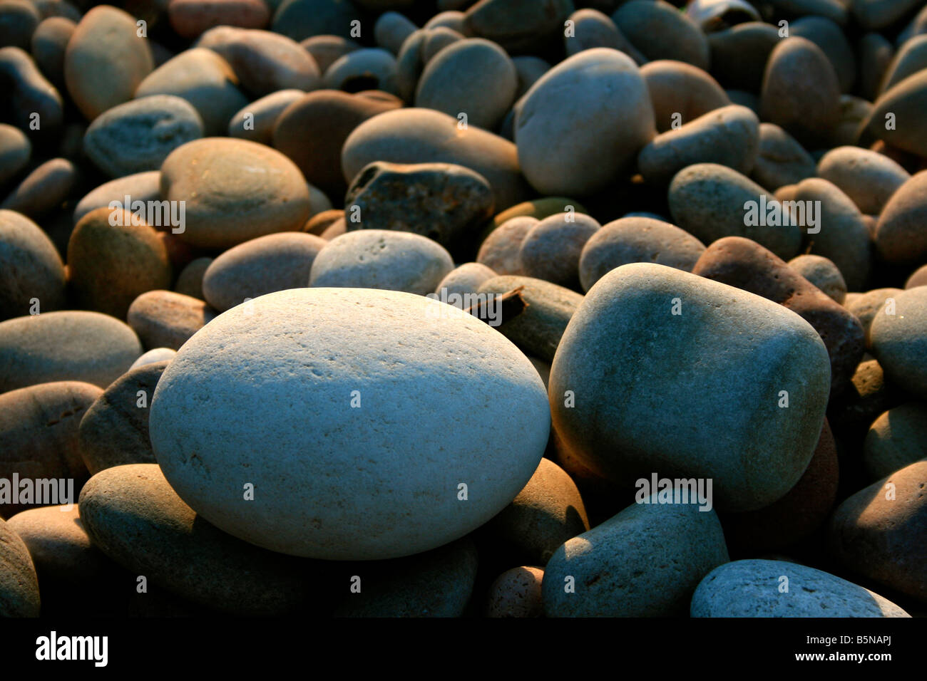 Uk pebbles hi-res stock photography and images - Alamy