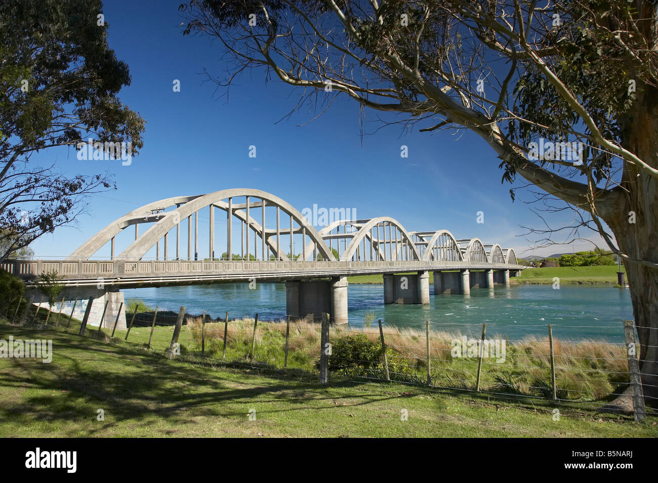 Balclutha road hi-res stock photography and images - Alamy
