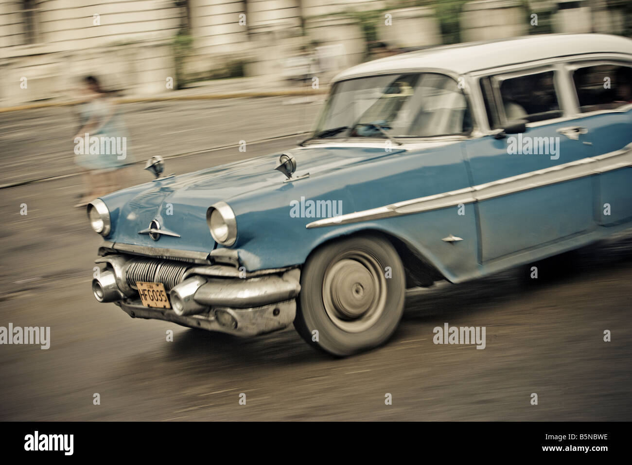 Old American cars or Yank Tanks Old Havana Cuba Stock Photo - Alamy