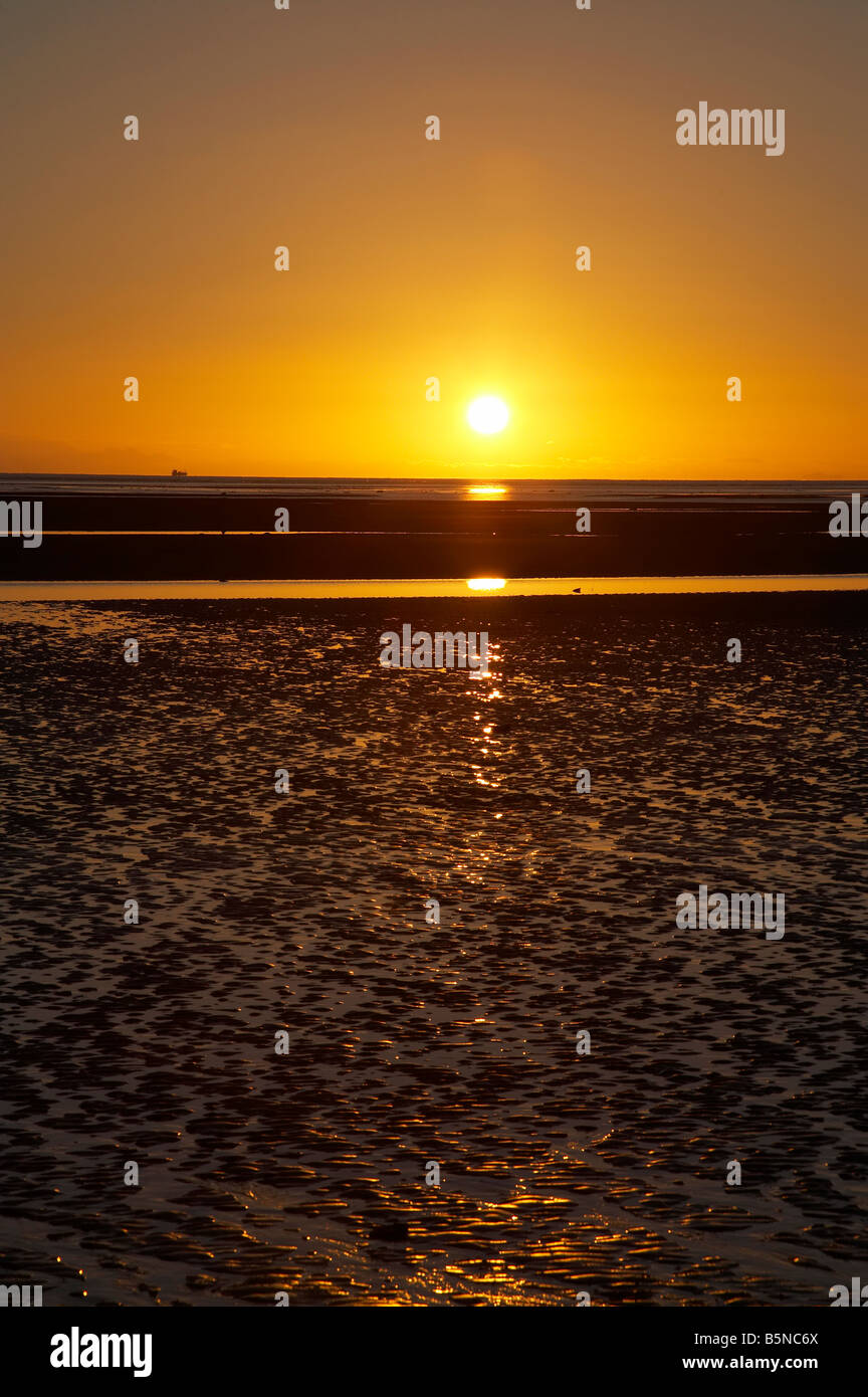 Nelson sunrise hi-res stock photography and images - Alamy