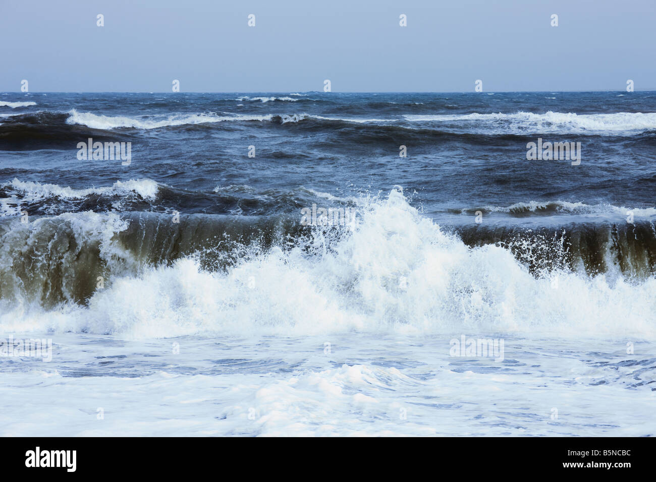 Rough sea waves hi-res stock photography and images - Alamy