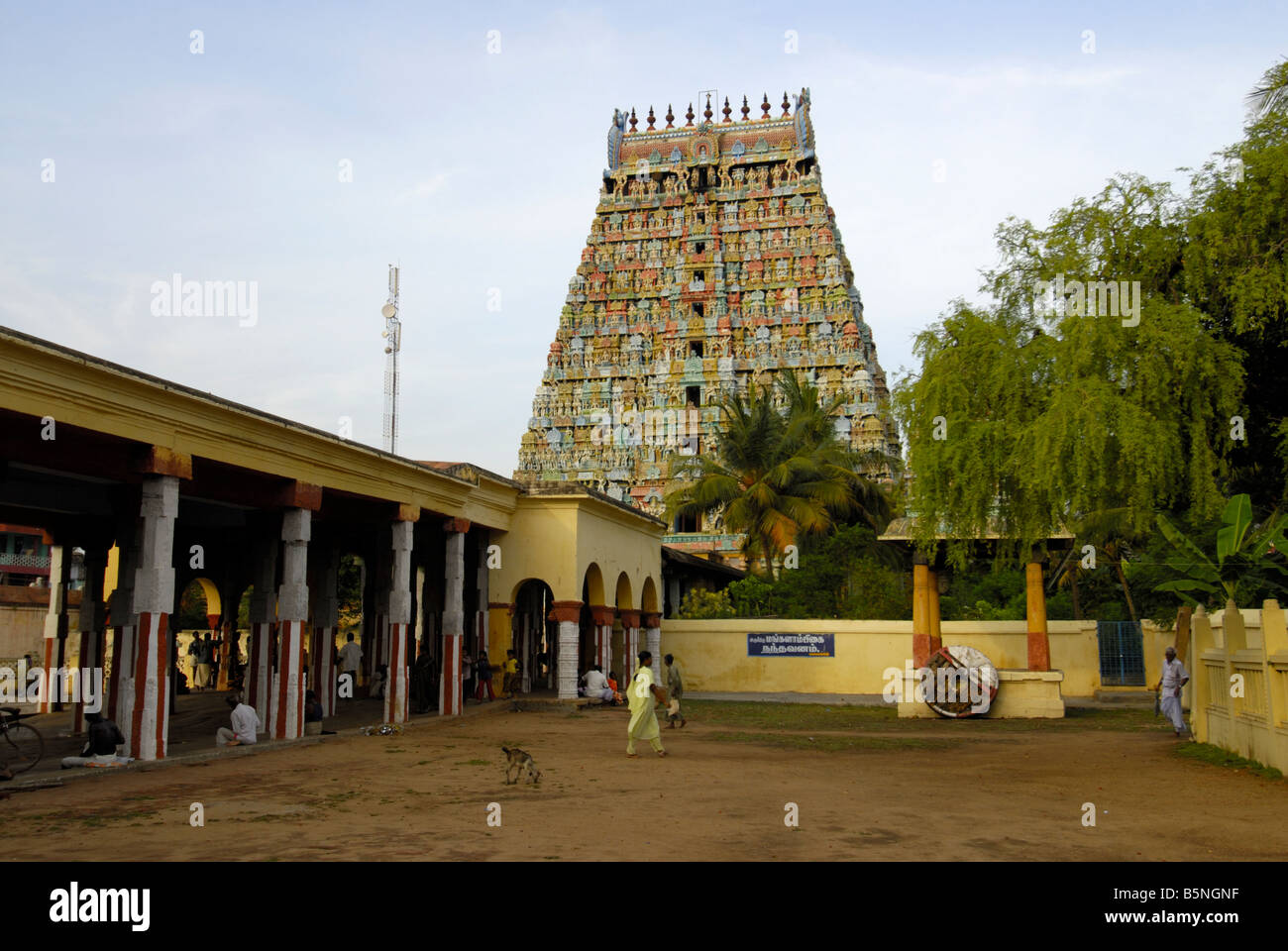 KANDIYOOR TEMPLE NEAR KARAIKUDI TAMILNADU Stock Photo - Alamy