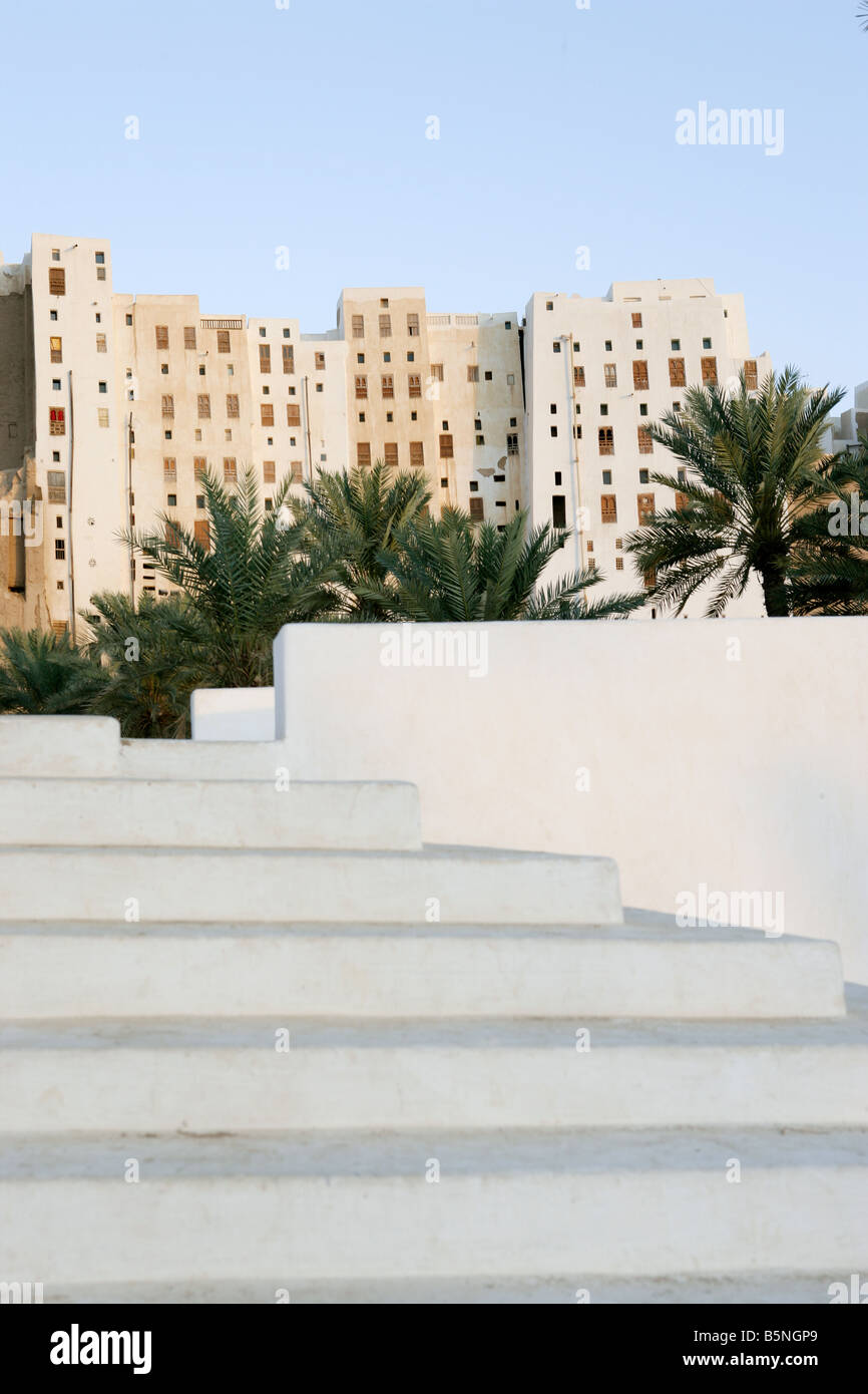 View of Shibam the Manhattan of the Desert Walled town with 7 storey ...