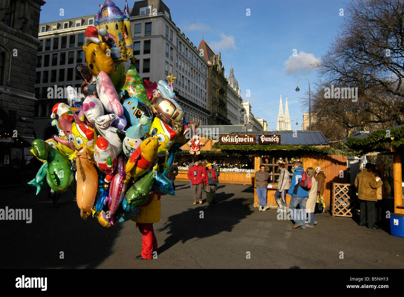 Seasonal balloons toys toy vendor street hi-res stock photography and ...