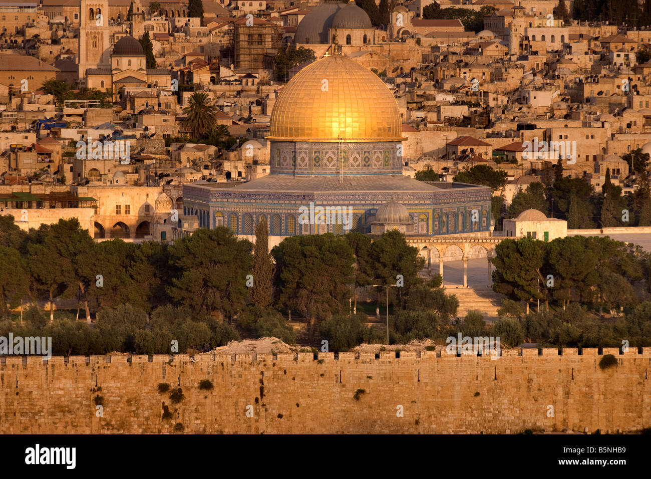 DOME OF THE ROCK TEMPLE MOUNT OLD CITY JERUSALEM ISRAEL Stock Photo - Alamy