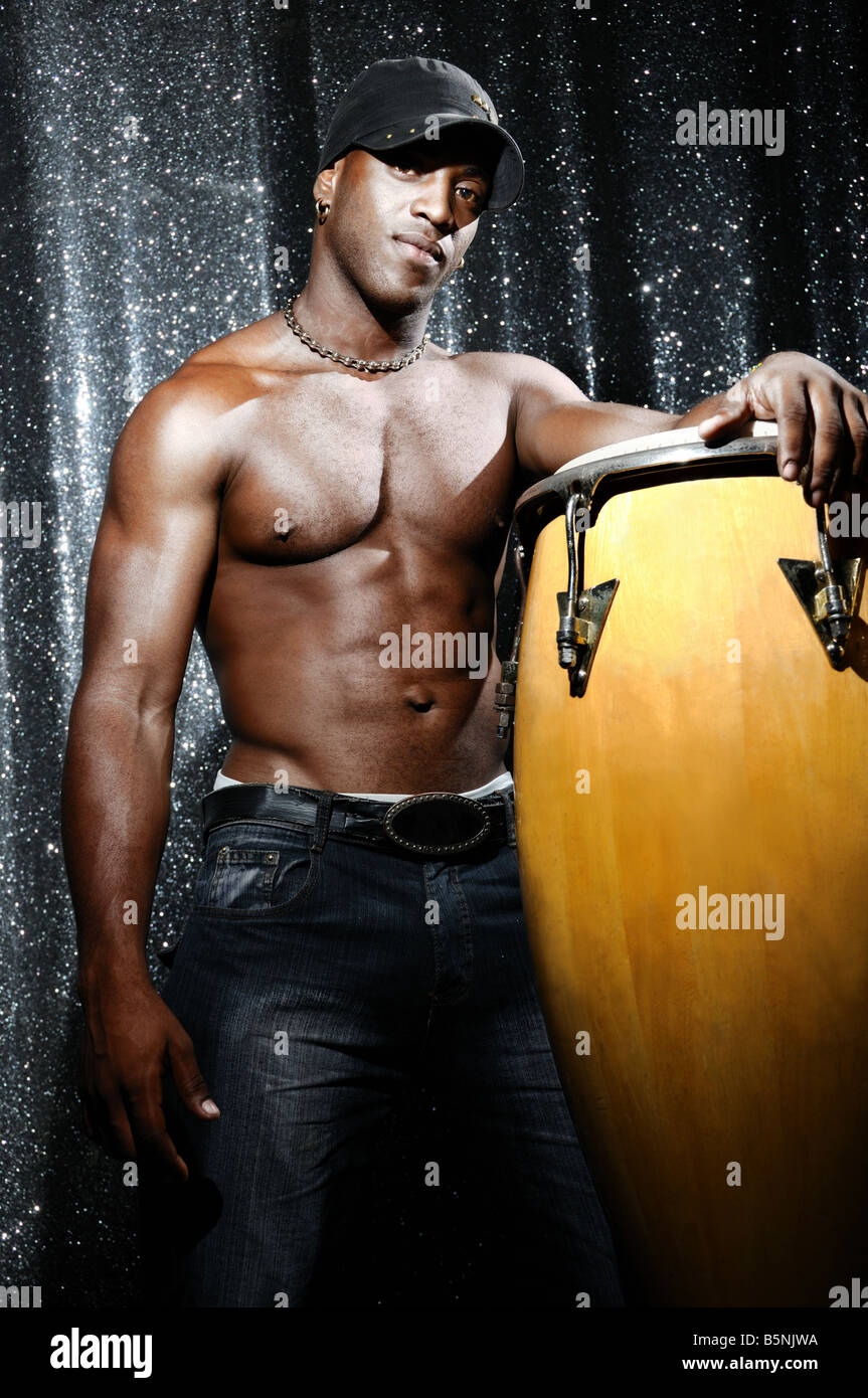 African music bongo drum hi-res stock photography and images - Alamy