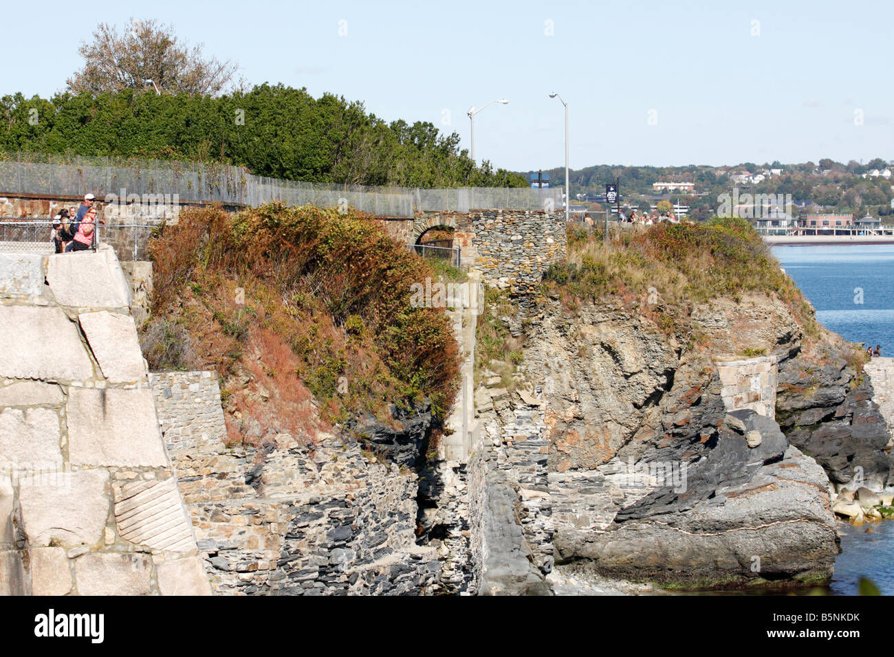Cliff walk newport rhode island hi-res stock photography and images - Alamy