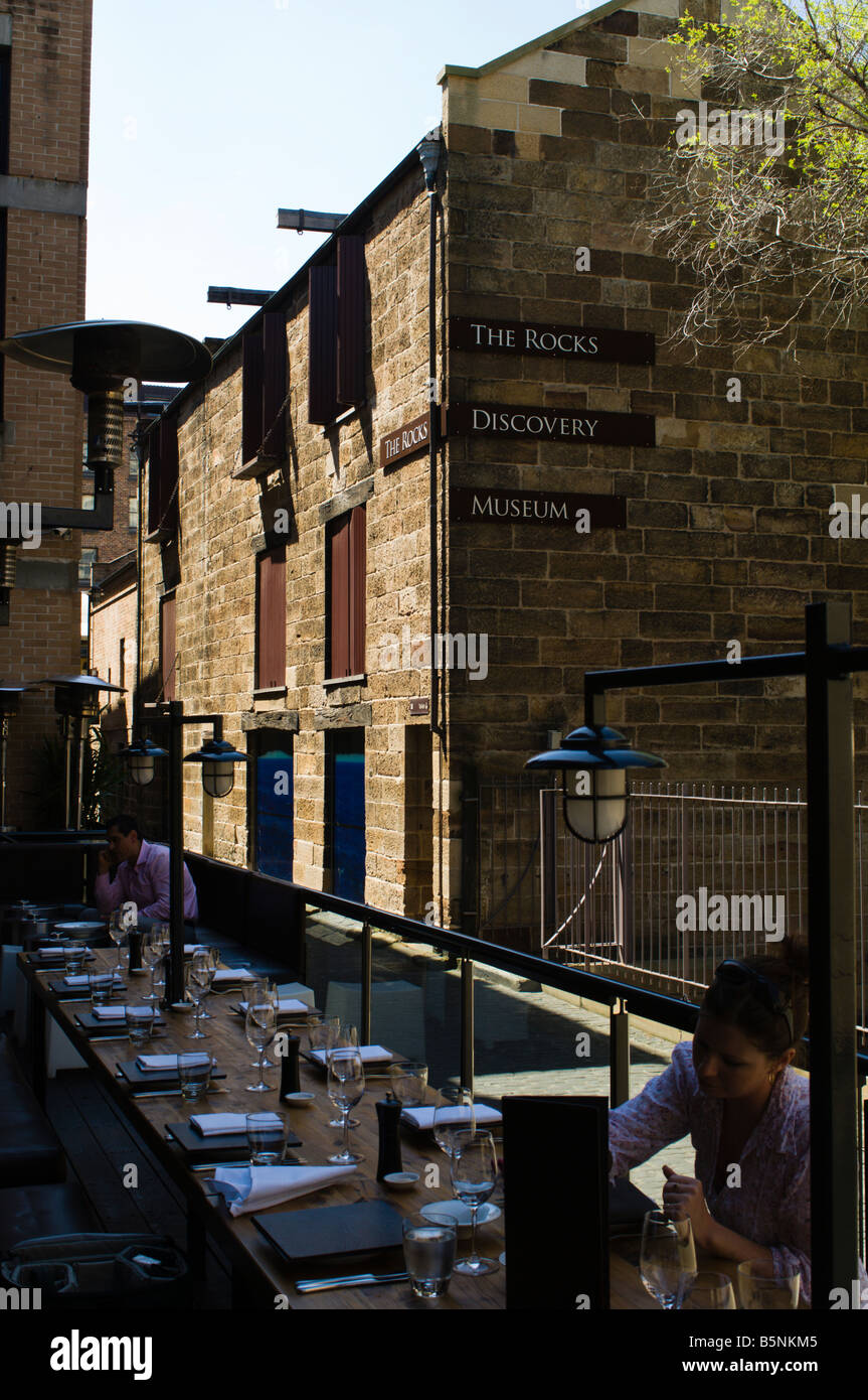 Street restaurant in The Rocks area of Sydney Stock Photo - Alamy