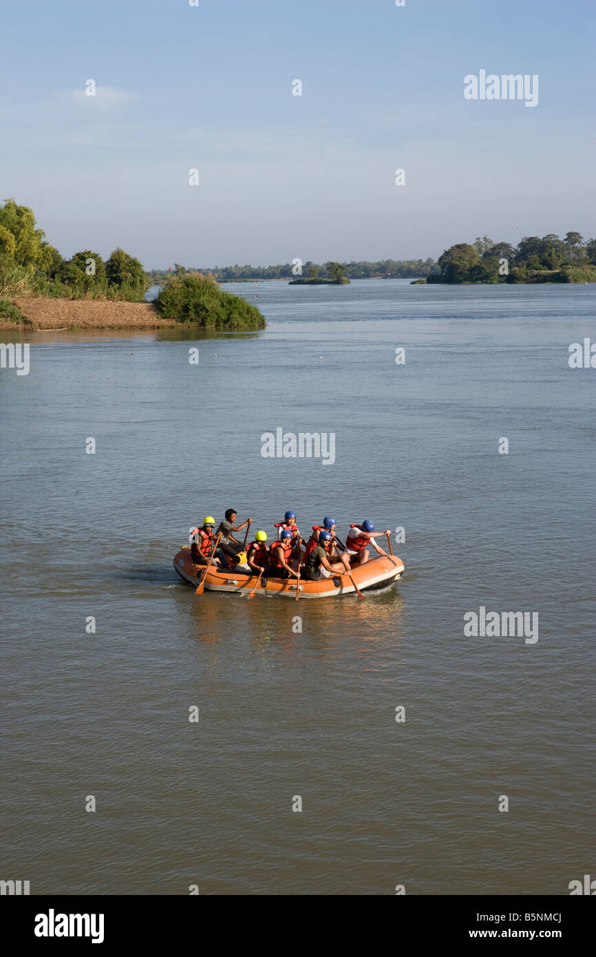 Rafting through Si Phan Don 4000 islands on the Mwkong in Southern Laos ...