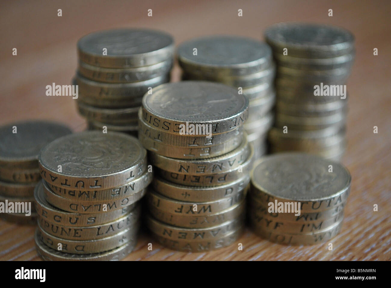 One pound coin on edge hi-res stock photography and images - Alamy