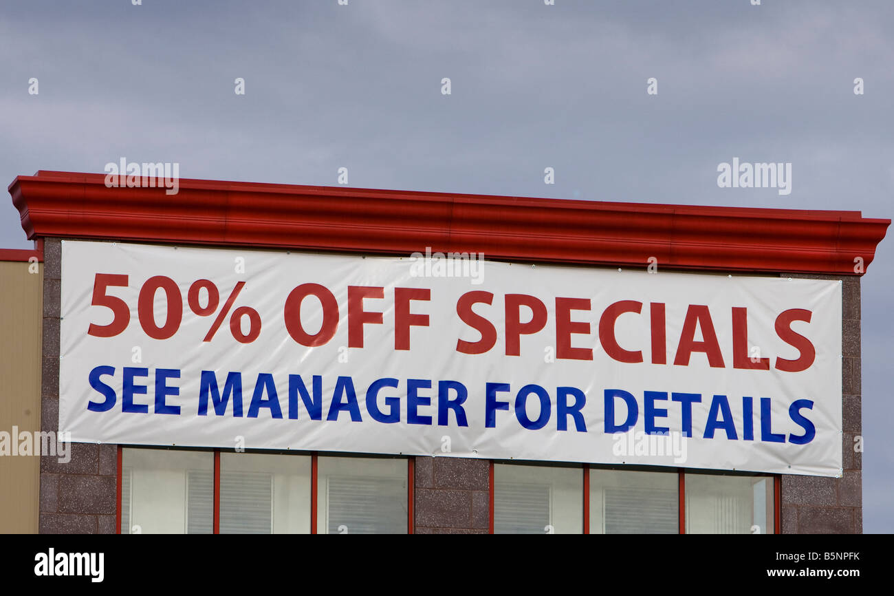 Percentage discount sign shop hi-res stock photography and images - Alamy
