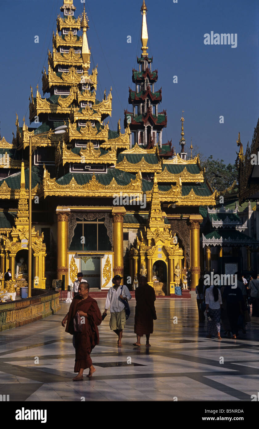 Buddhist monks at Shwedagon Paya or Pagoda, Rangoon or Yangon, Burma or ...