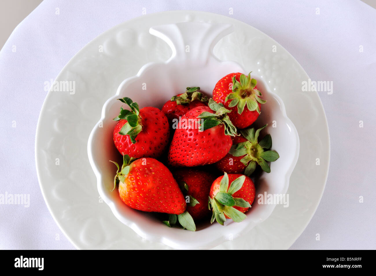 Ruby red berries hi-res stock photography and images - Alamy