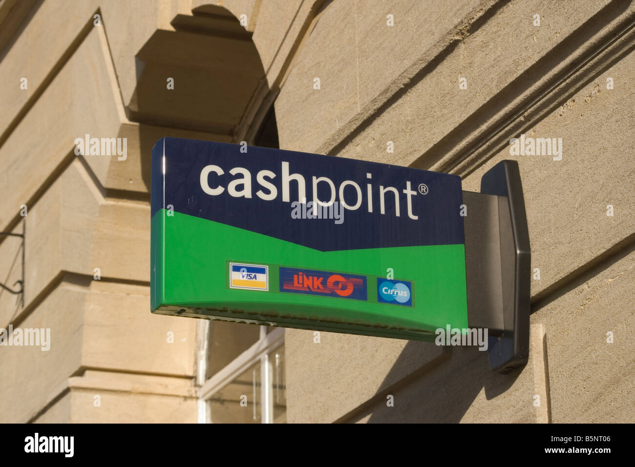 Link sign hi-res stock photography and images - Alamy