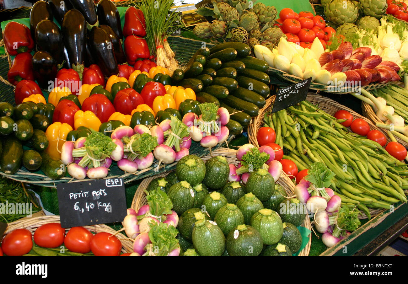 VEGETABLES IN A FRENCH MARKET Stock Photo - Alamy