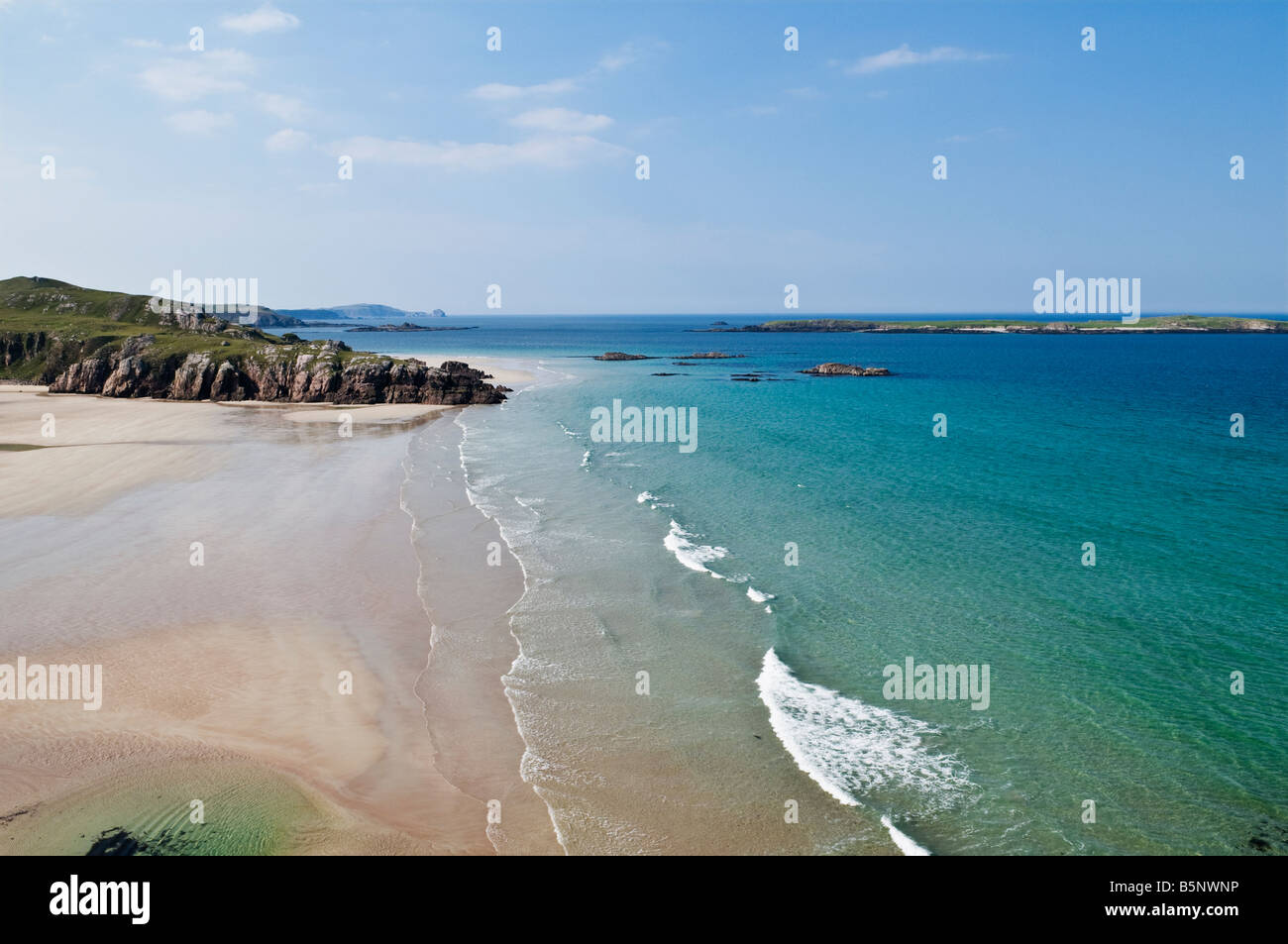 Clear waters of Traigh Allt Chailgeag beach near Durness in the Far ...