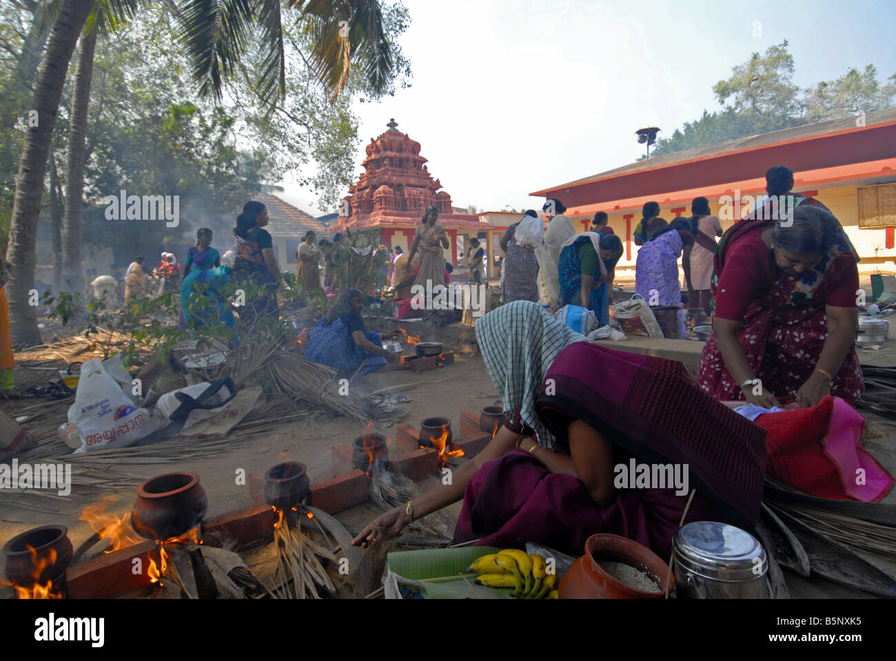 Attukal temple hi-res stock photography and images - Alamy