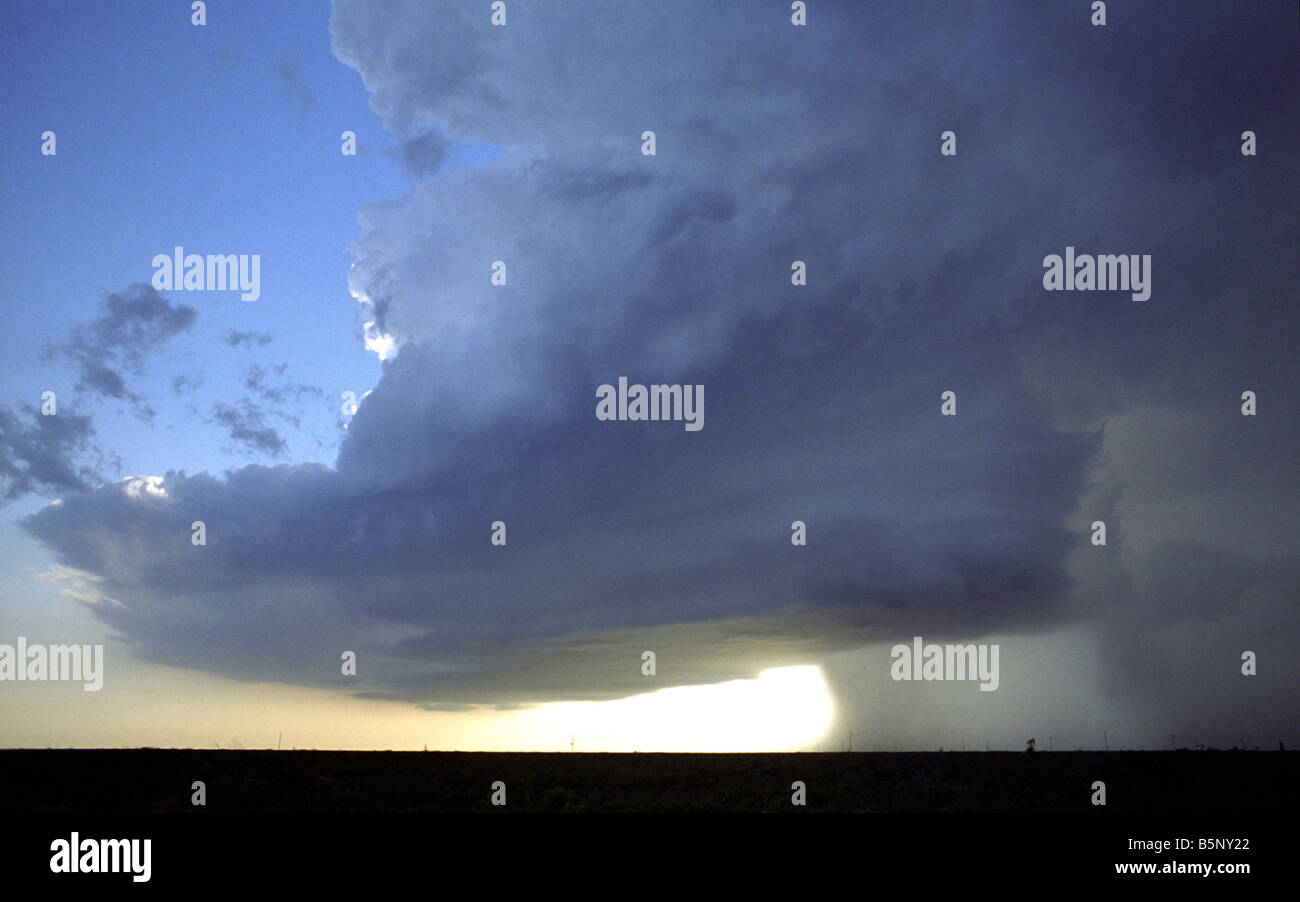 Rain free base hi-res stock photography and images - Alamy