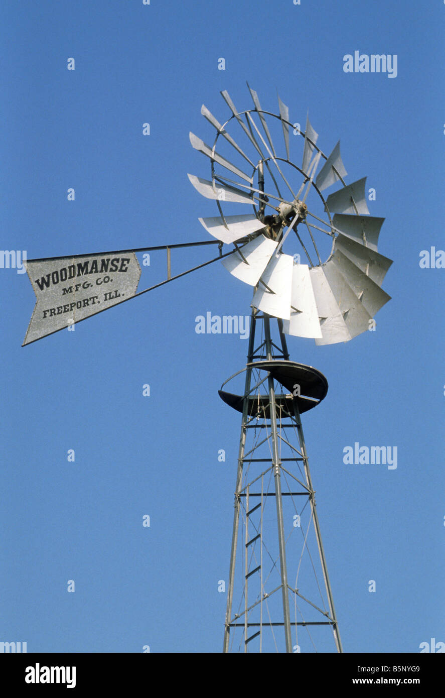 Windmill on farm in Kansas, USA Stock Photo - Alamy