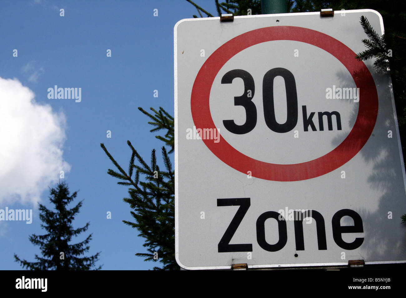 30km zone sign Stock Photo - Alamy