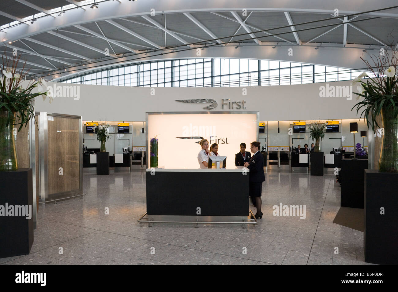 British airways first class hi-res stock photography and images - Alamy