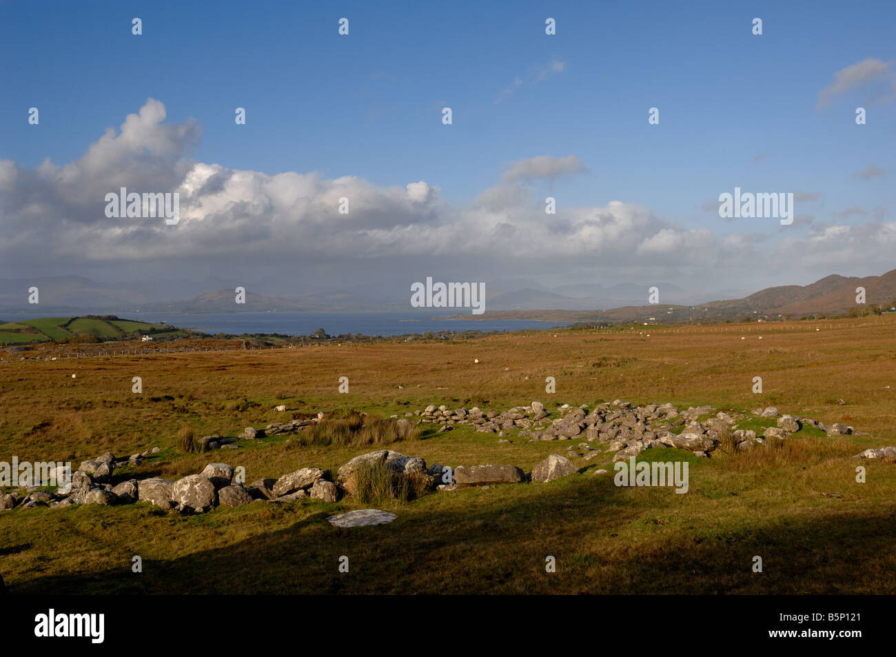 Ring fort rath hi-res stock photography and images - Alamy