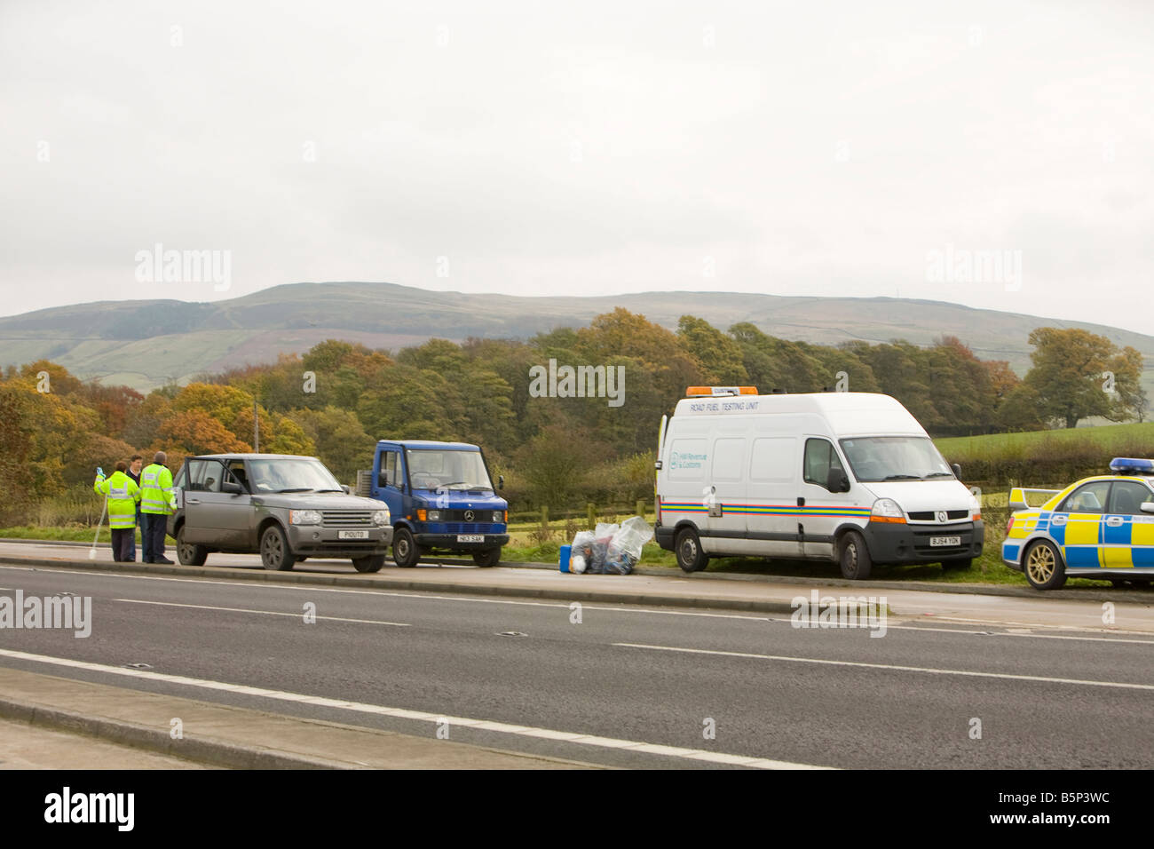 Uk customs and excise hi-res stock photography and images - Alamy