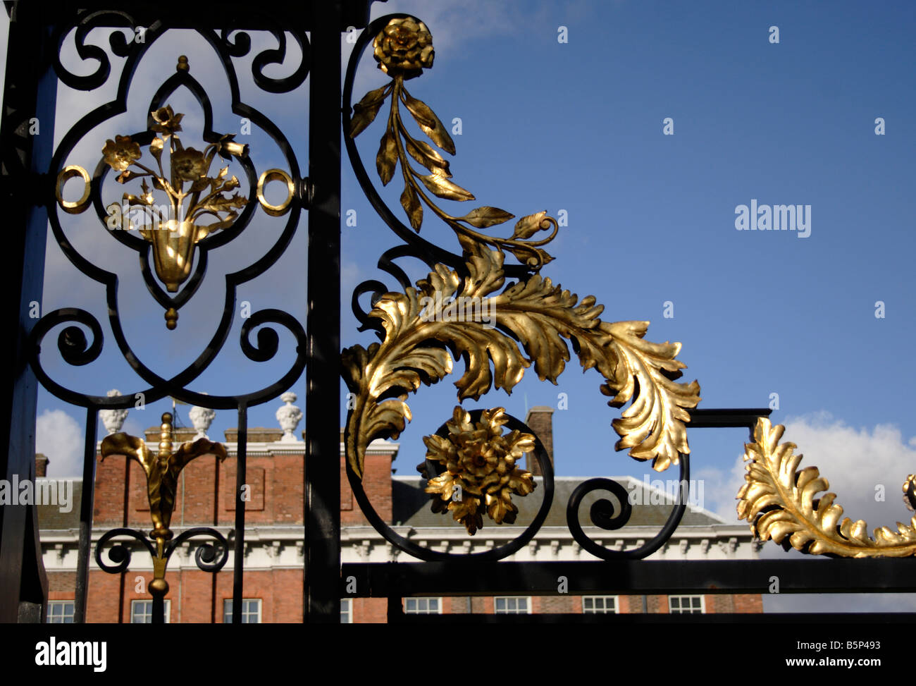 Gold leaf on entrance gate to Kensington Palace London Stock Photo - Alamy