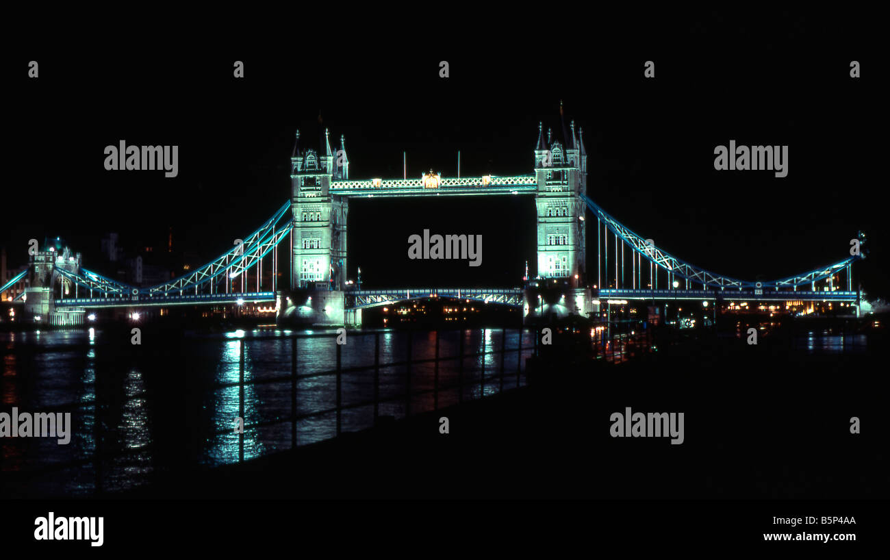 London Bridge taken at night Stock Photo - Alamy