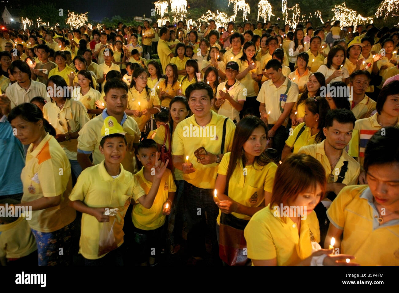 Thailand king birthday hi-res stock photography and images - Alamy