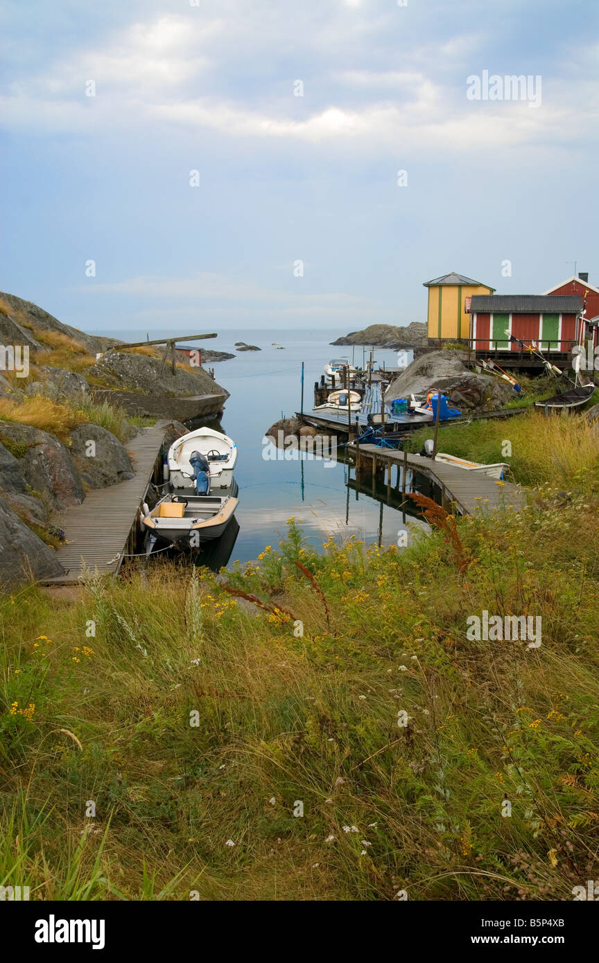 Small port with boats i archipelago Stock Photo - Alamy