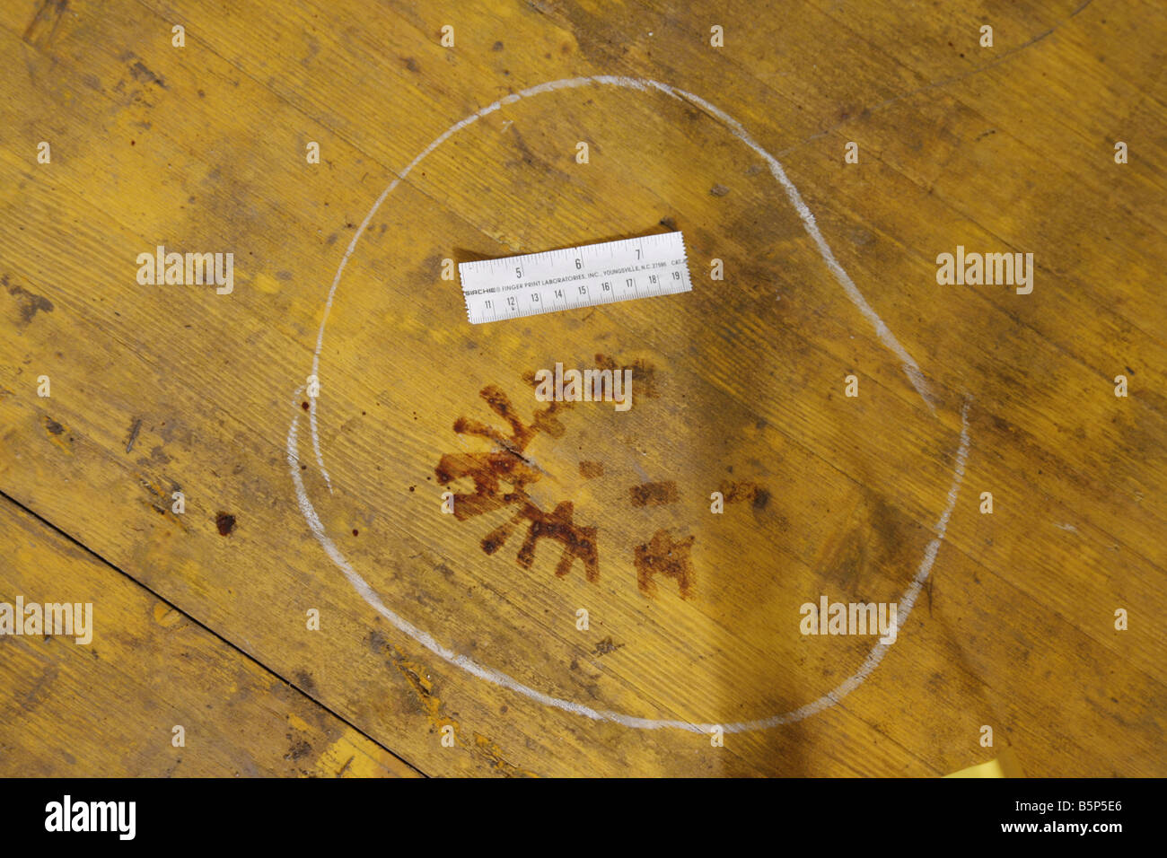 Shoe print crime scene hi-res stock photography and images - Alamy
