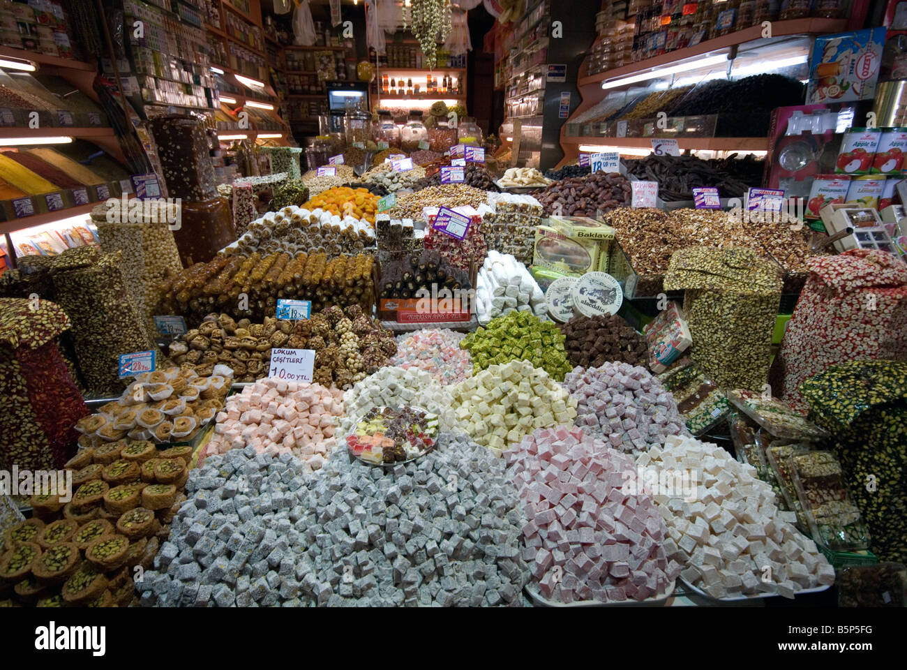 Confectionery istanbul hi-res stock photography and images - Alamy