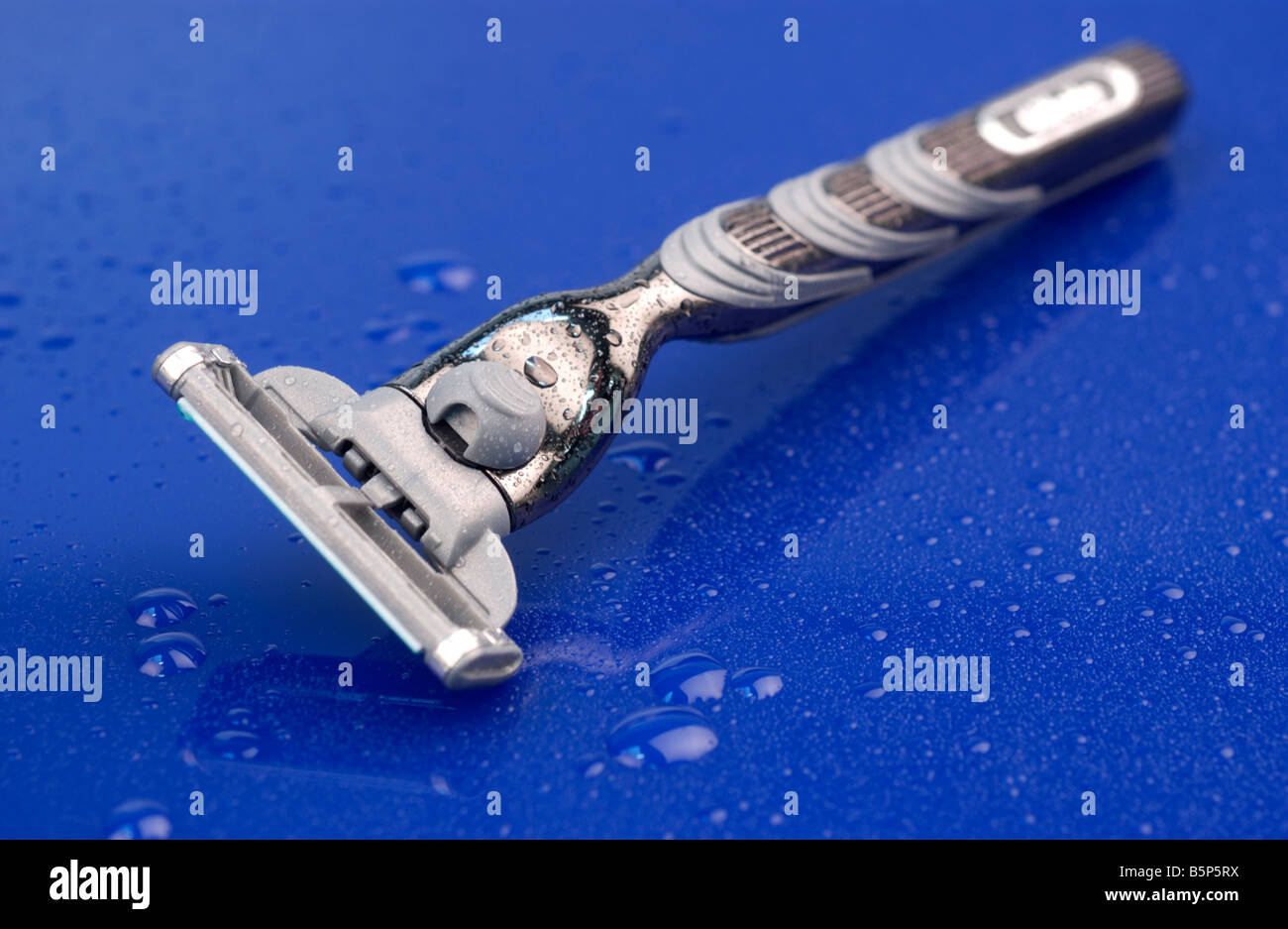 Wet shaver hi-res stock photography and images - Alamy