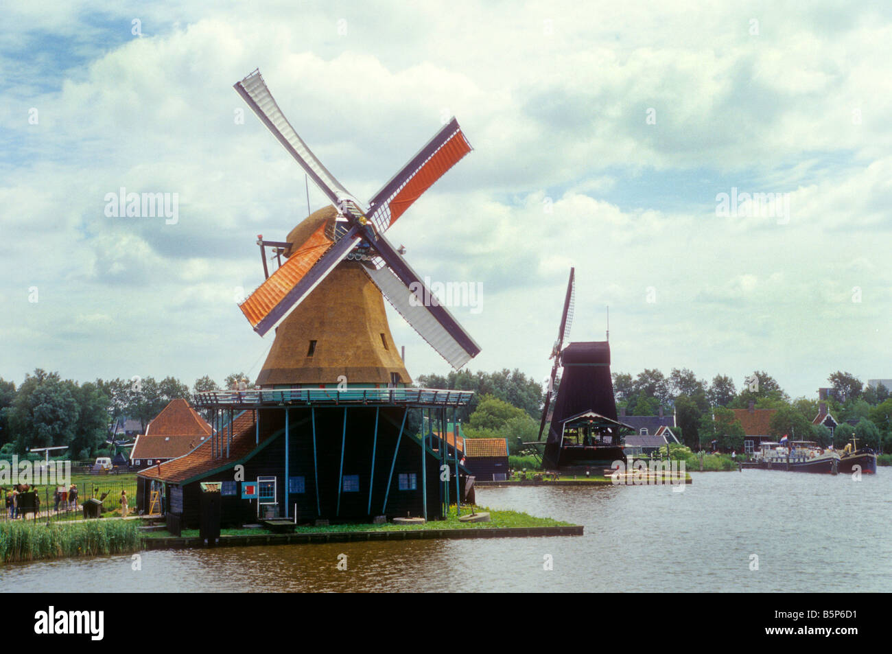 Wire mill dam hi-res stock photography and images - Alamy