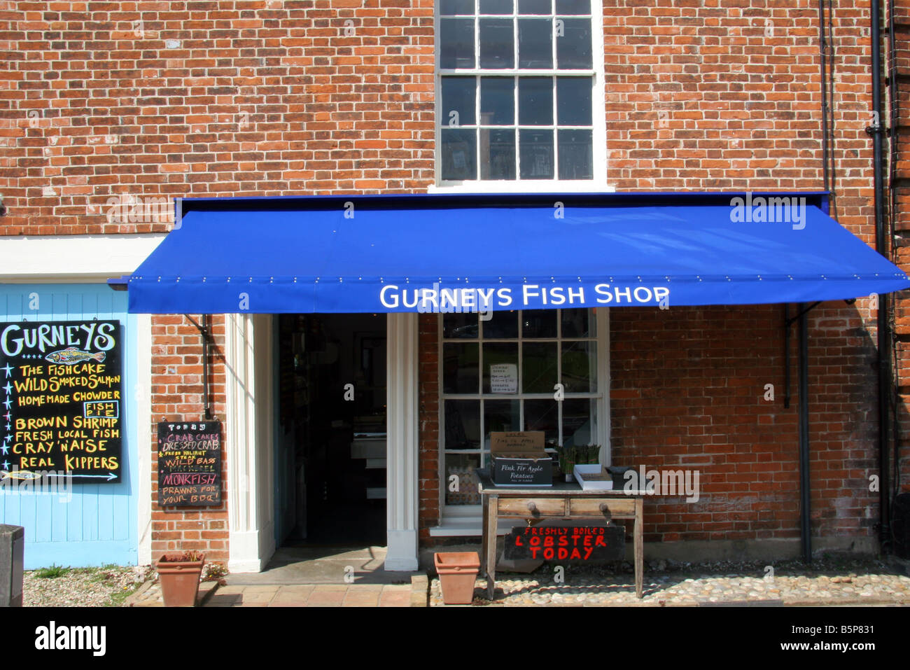 Gurneys Fish Shop Stock Photos & Gurneys Fish Shop Stock Images - Alamy