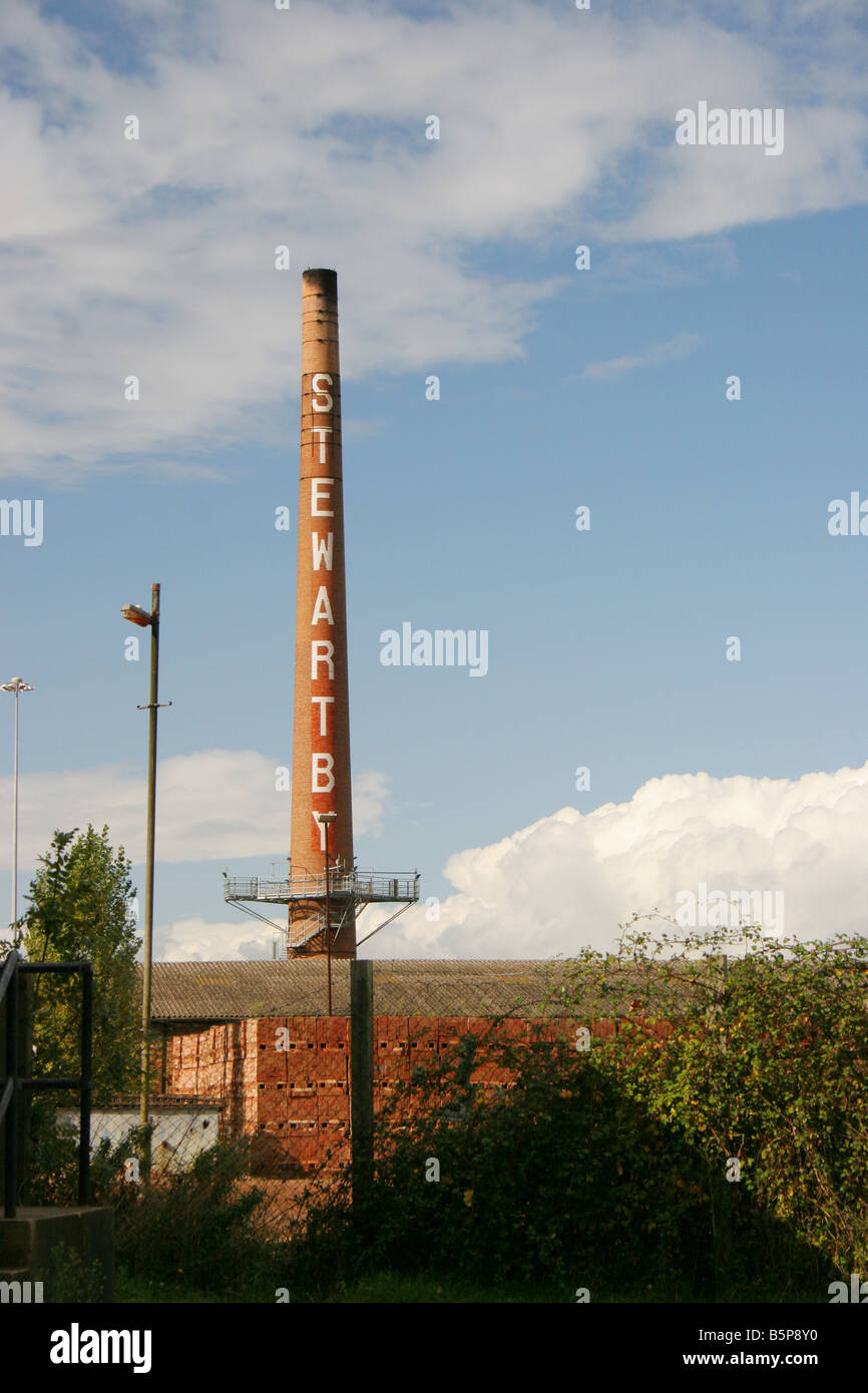Stewartby Brick Works Chimney Bedfordshire Stock Photo - Alamy