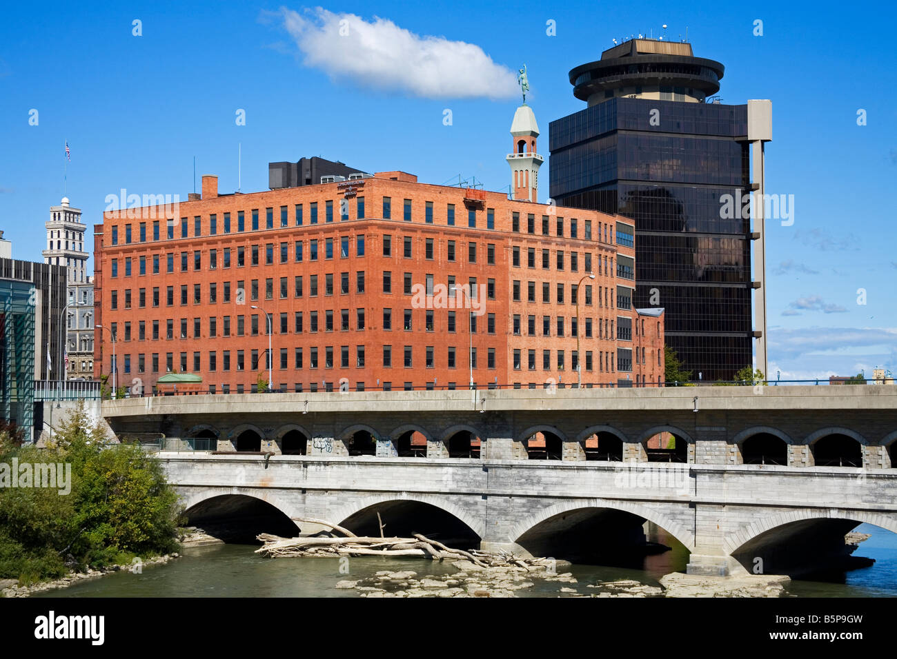 Main Street Bridge Genesee River Rochester New York State USA Stock Photo - Alamy