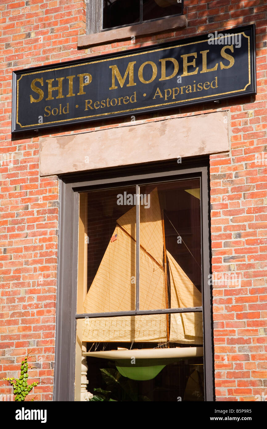 Model ship store hi-res stock photography and images - Alamy