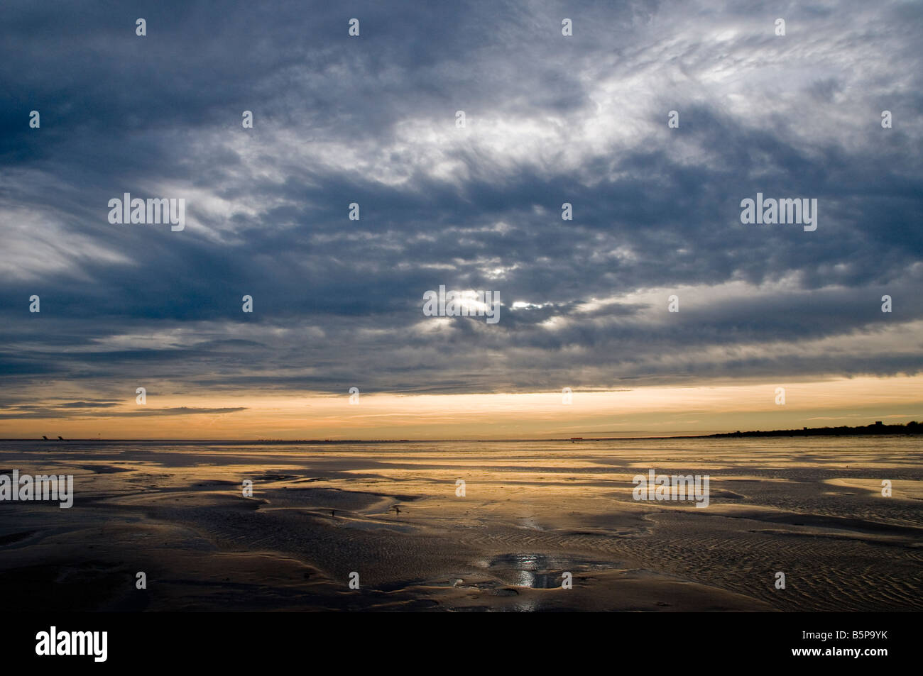 Dramatic sky over Donna Nook Lincolnshire Stock Photo - Alamy