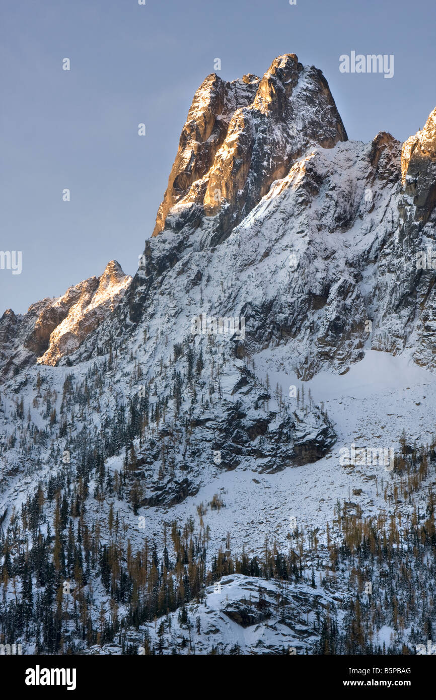 Early winter spire hi-res stock photography and images - Alamy