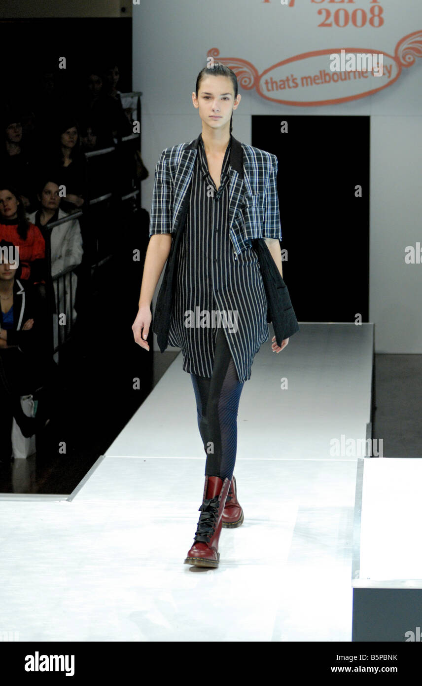 Female model at fashion show Stock Photo - Alamy