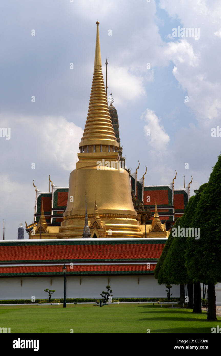 The Grand Palace complex, Bangkok, Thailand Stock Photo - Alamy
