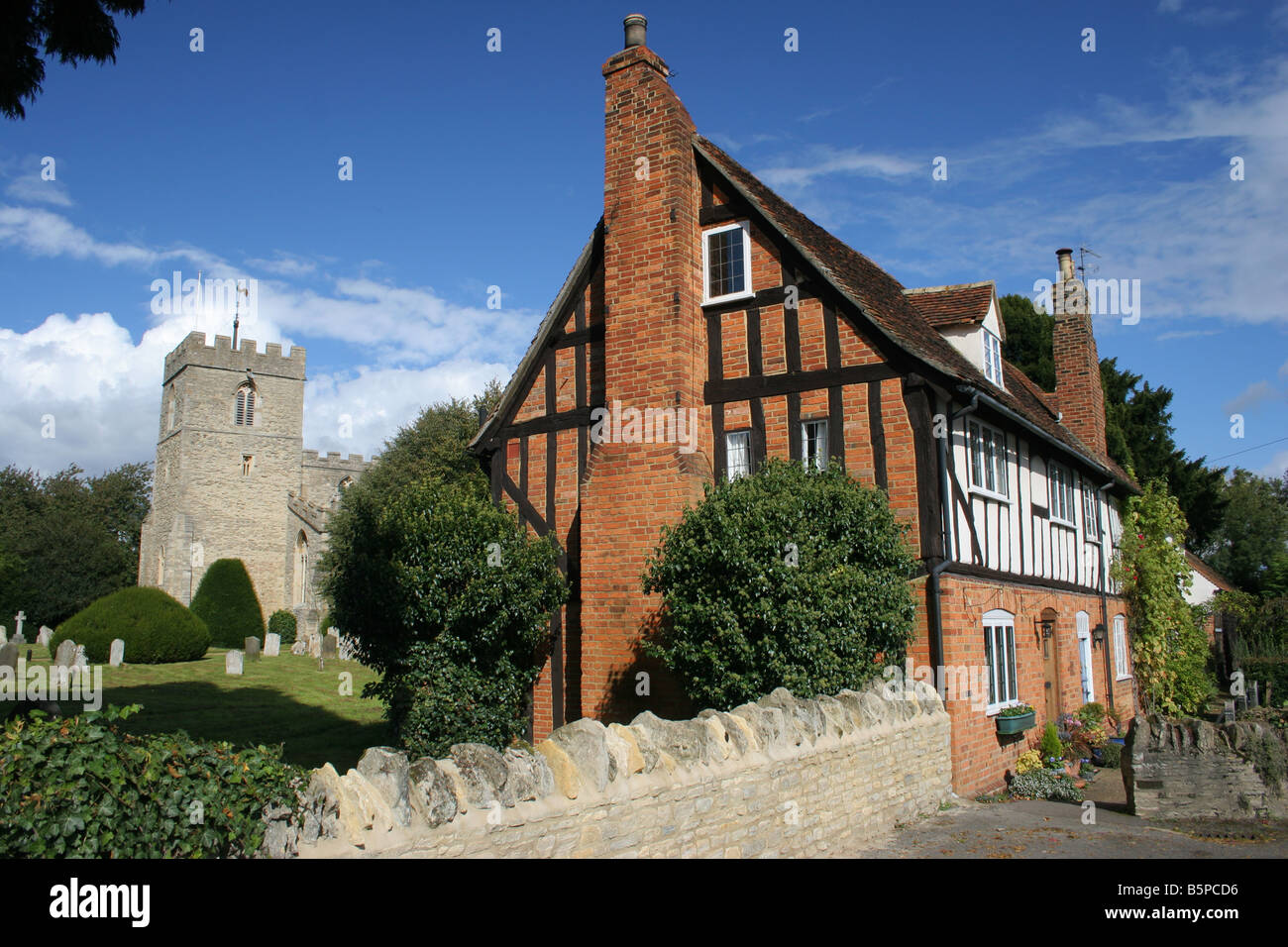 Kempston Church End Cottage Bedfordshire Stock Photo - Alamy