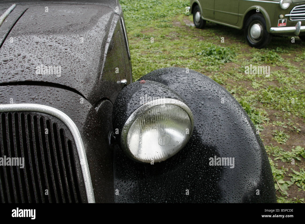 Two cars back small big hi-res stock photography and images - Alamy