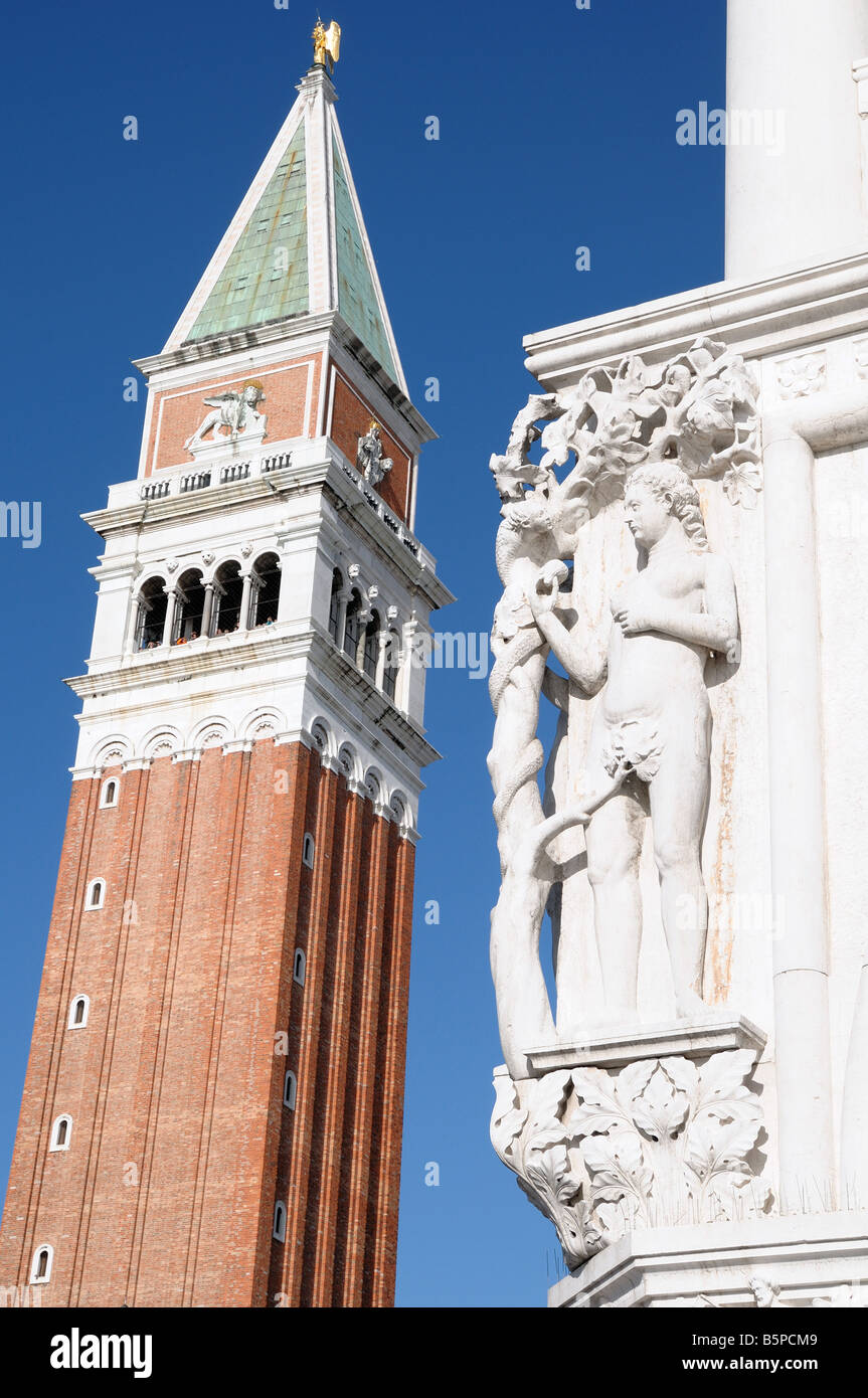 Statue of Eve on the corner of the Doge's Palace, Venice, with the ...