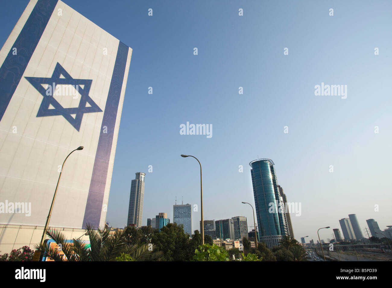 GIANT ISRAELI FLAG RAMAT GAN SKYLINE TEL AVIV ISRAEL Stock Photo - Alamy