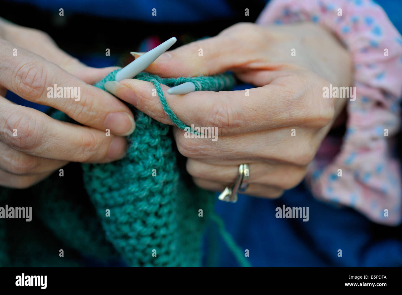 Jewelry and yarn hi-res stock photography and images - Alamy