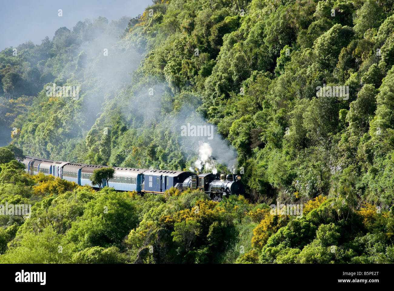 Ab Class steam engine pulling train though Manawatu Gorge North Island ...